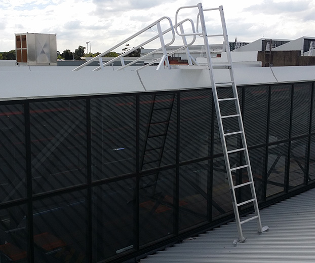 Fixed Access Ladder | Fixed Roof Access Ladder | Roof Access Ladder ...