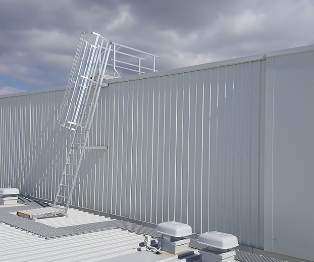 Fixed Access Ladder | Fixed Roof Access Ladder | Roof Access Ladder ...