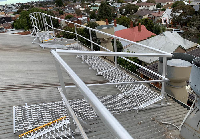 Roof Guard Rails - Roof Hand Rails - Guard Rails Melbourne, Sydney ...